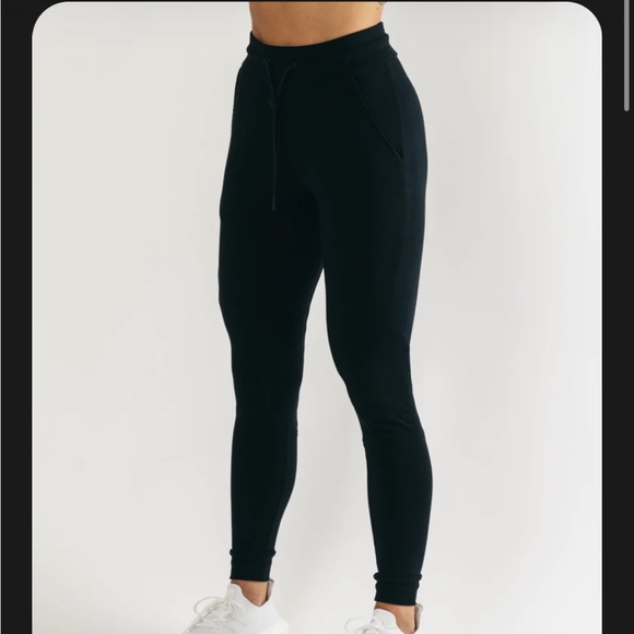 Alphalete | Pants & Jumpsuits | Alphalete Identity Joggers Black | Poshmark